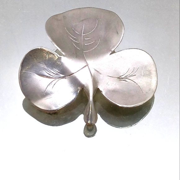 Vintage | Jewelry | Vintage 925 Sterling Silver Three Leaf Clover ...